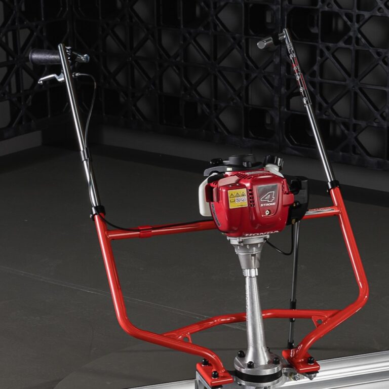 MAGIC SCREED | HONDA-POWERED